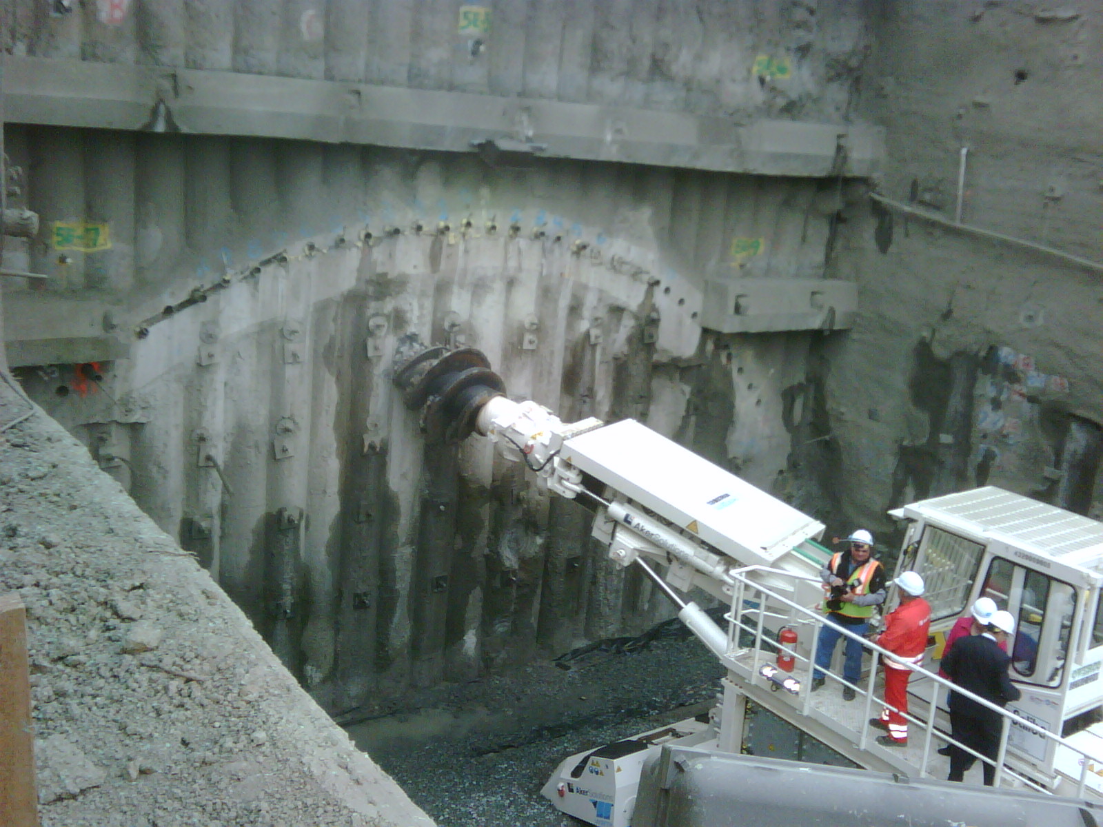 Job 157 – Caldecott Tunnel Grading – Photo 9 | Gordon N. Ball, Inc.